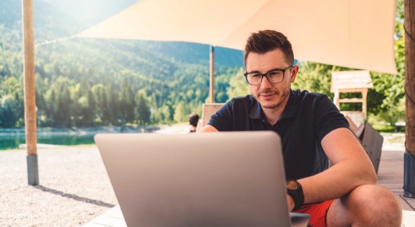 How To Thrive As A Digital Nomad And Choose The Best Coworking Spaces