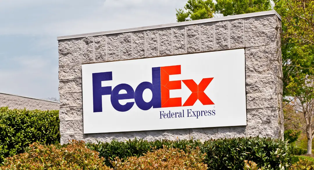 47 Famous Logo Examples & Why They Work